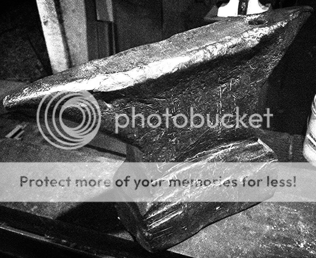 Medieval Continental Anvil | BladeForums.com