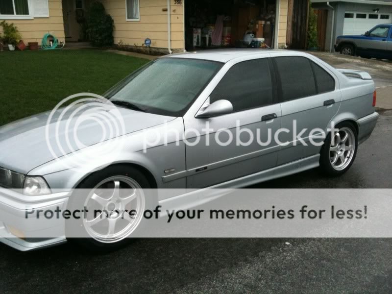 TR Motorsport C2 wheels on an E36 M3