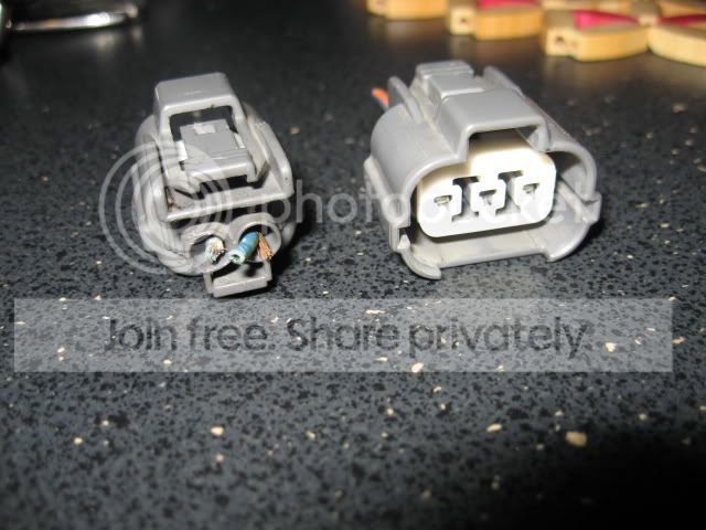 Damaged Plugs, need help taking apart | Team Integra Forums