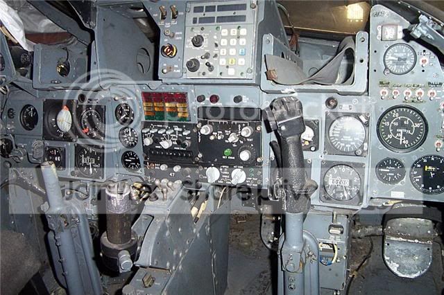 Hawker Hunter T.8M cockpit - Aircraft Cold War - Britmodeller.com