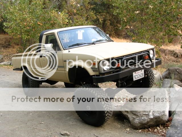 Pictures of Retro 1st Gen Graphics/Stripes | Pirate 4x4